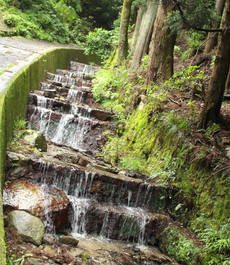 Hiking Mount Inari and Daimonji in Kyoto – Wondertips