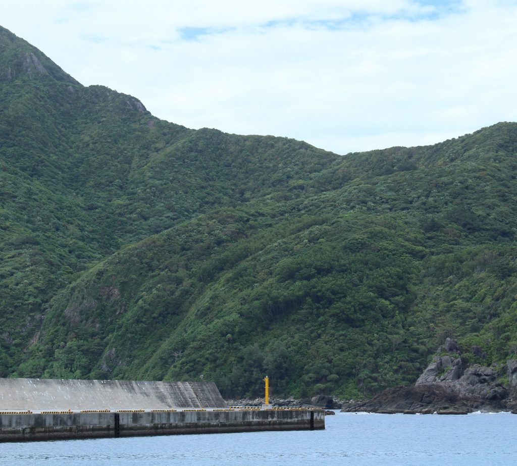 Secret Beaches on Hahajima Island in Ogasawara – Wondertips